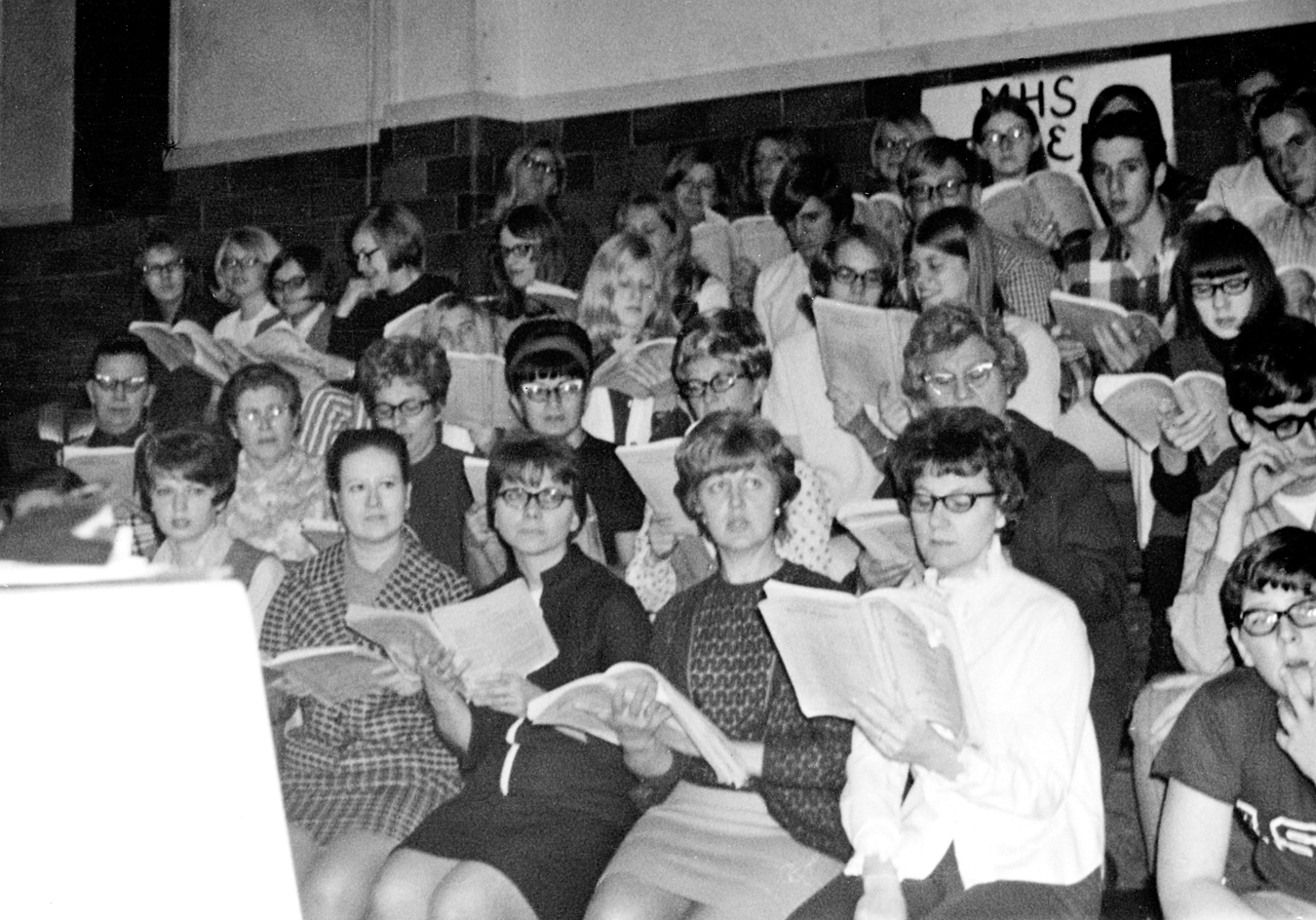 I put an "L" on Livie's head.