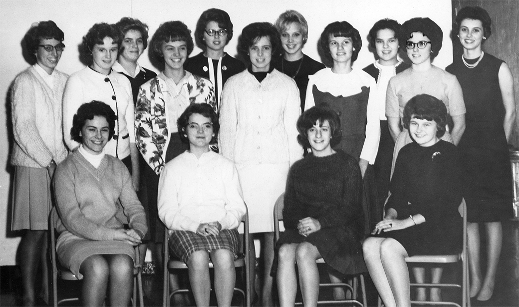 Vicki McGrath, Carolyn Wiese, Sharon Grimm, Angela Kusel, Joan Ranniger ...