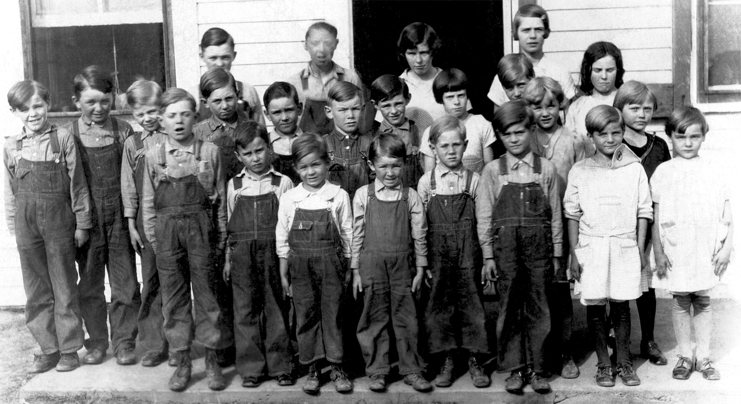 Back: Harold Justice, Albert Carstens, Alice Knott, Elsie Gessmann