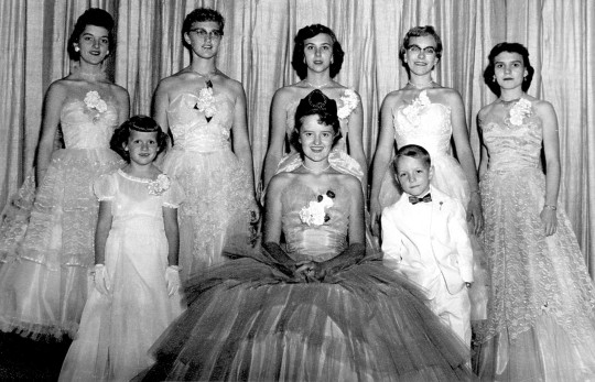 Back: Marilyn Spieker, Darlys Vollstedt, Darlene Genzen, Karen Rix, Pat ...