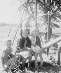 L to R: Lyle Knudson (7), Carlene Schrum (7), Lorraine Martens (8)