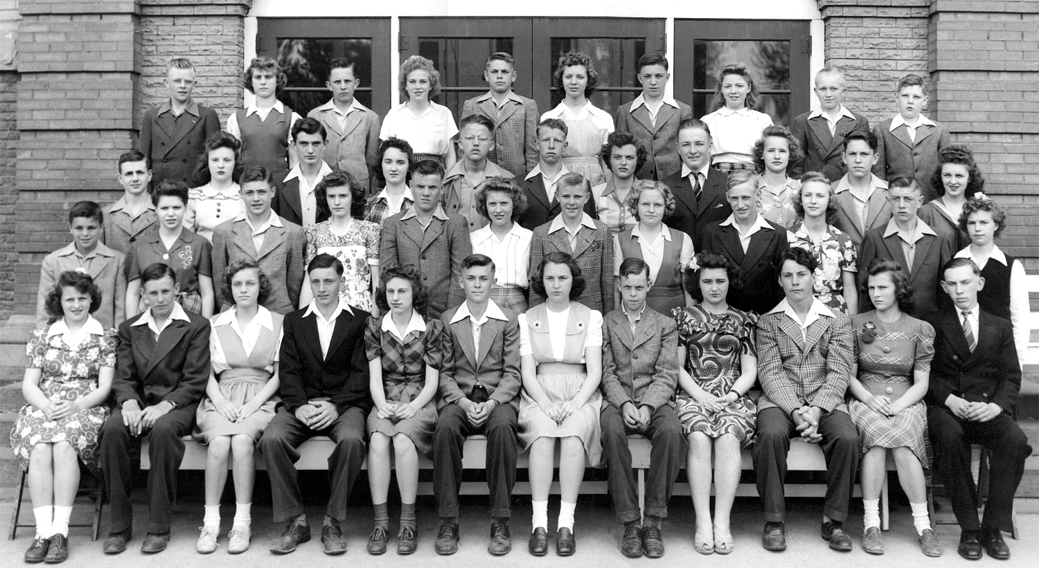 Back: Robert Mohr, Ruby Borkowski, Ralph Petersen, Deloris Dammann ...