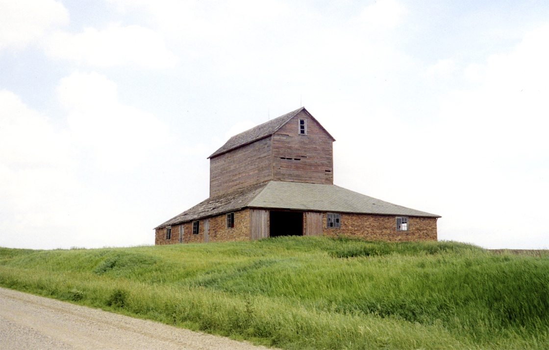 Sadly this very unique barn was torn down a number of years ago.